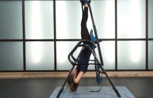 How to Properly Use an Inversion Table? - Meghan Takacs